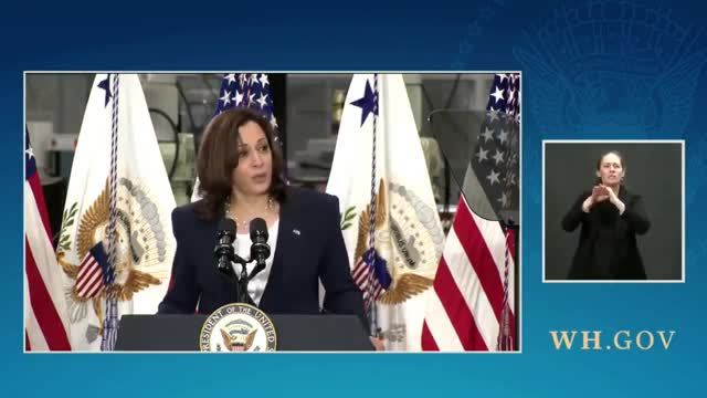 ‘Everybody’s Laughing’: VP Harris Joke Flops During Speech (clip ...